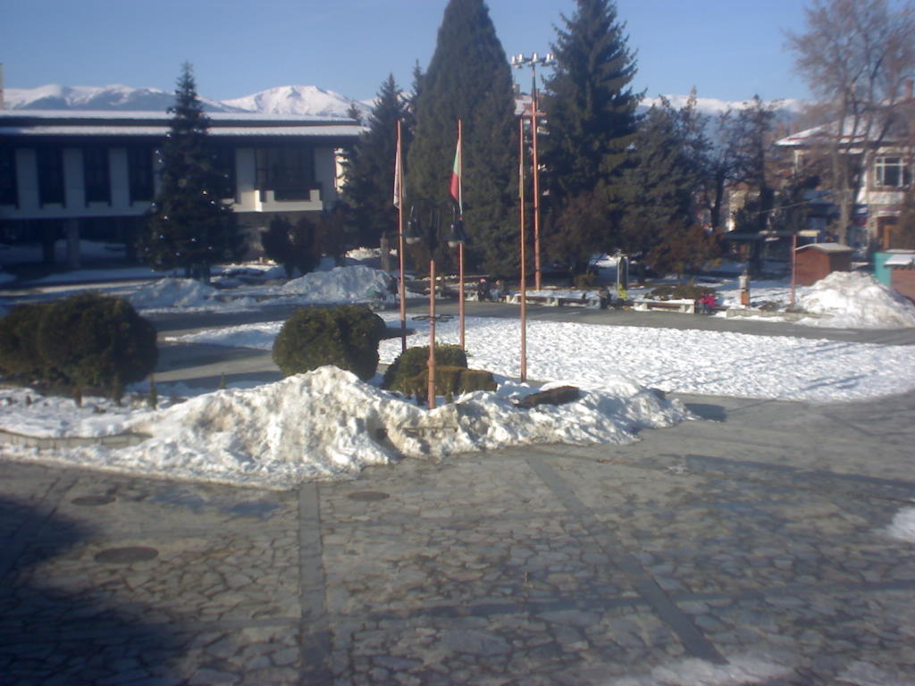 Bansko ski resort in Bulgaria: winter resort for skiing and ...